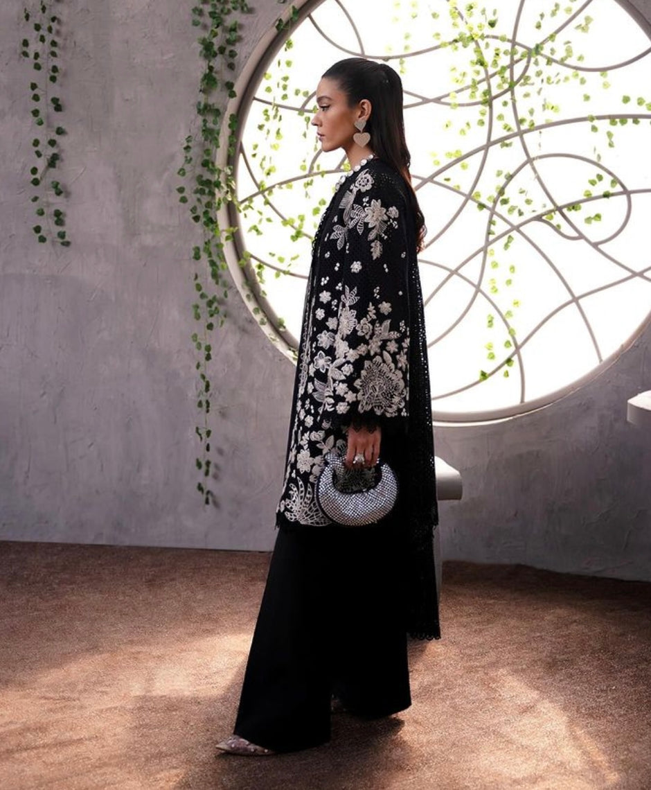 Sadaat Silko – Master Replicas of All Top Designers in Pakistan