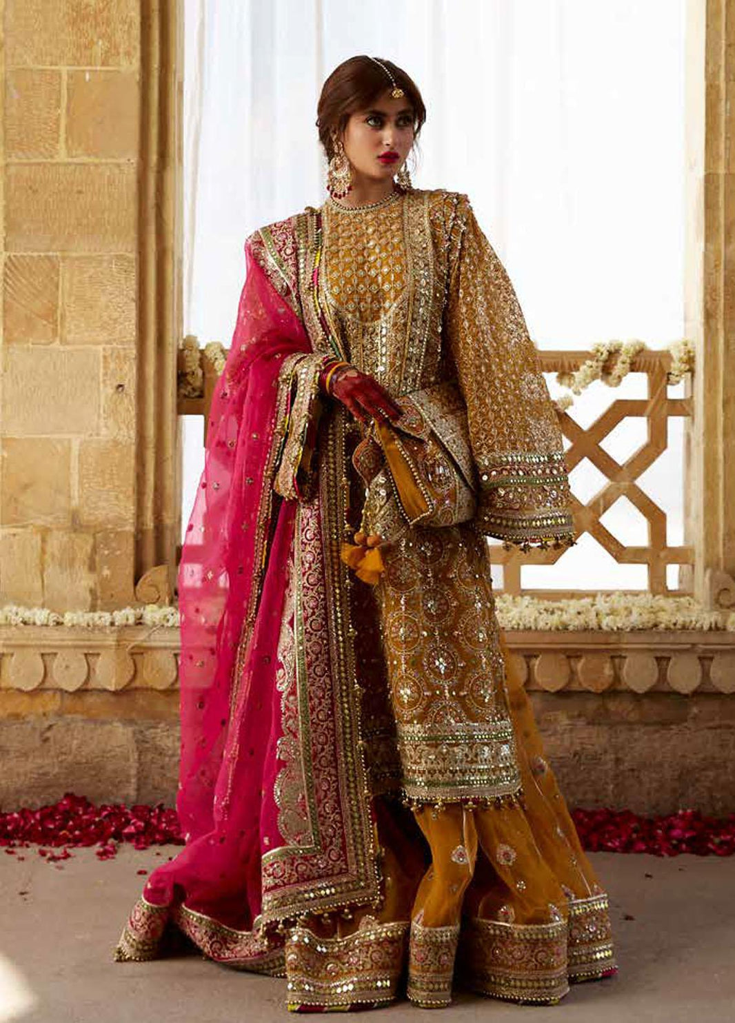 Sadaat Silko – Master Replicas of All Top Designers in Pakistan